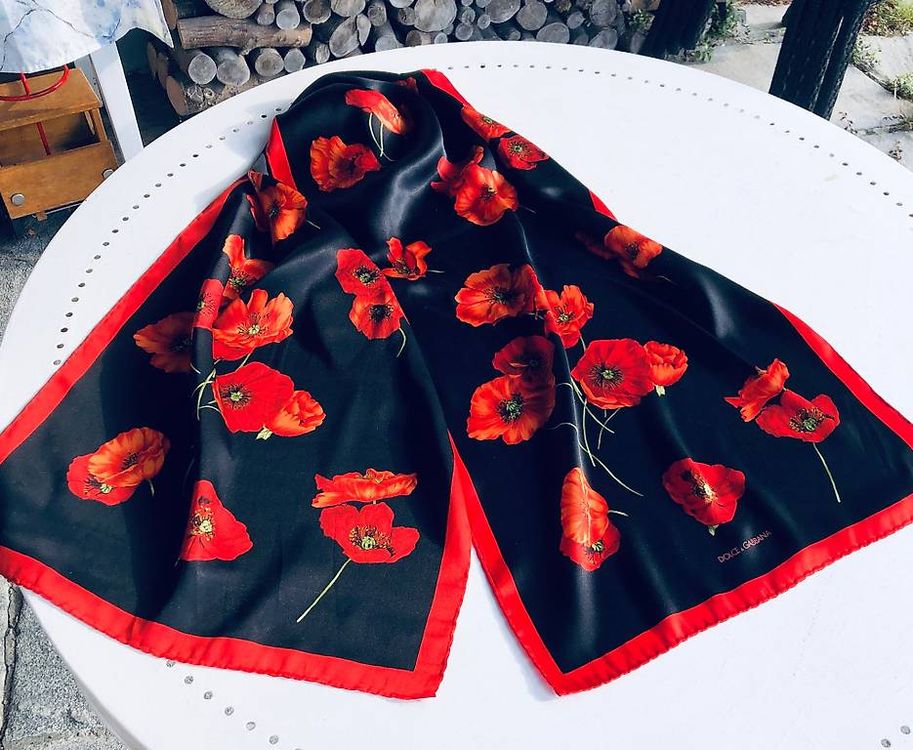 Wunderschöner Seiden-Schal von Dolce & Gabana, Mohnblumen | Kaufen auf Ricardo