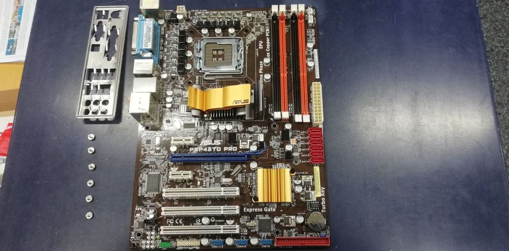 ASUS Mainboard P5P43TD PRO DDR3 / LGA775 (Gebraucht) in Thundorf für ...