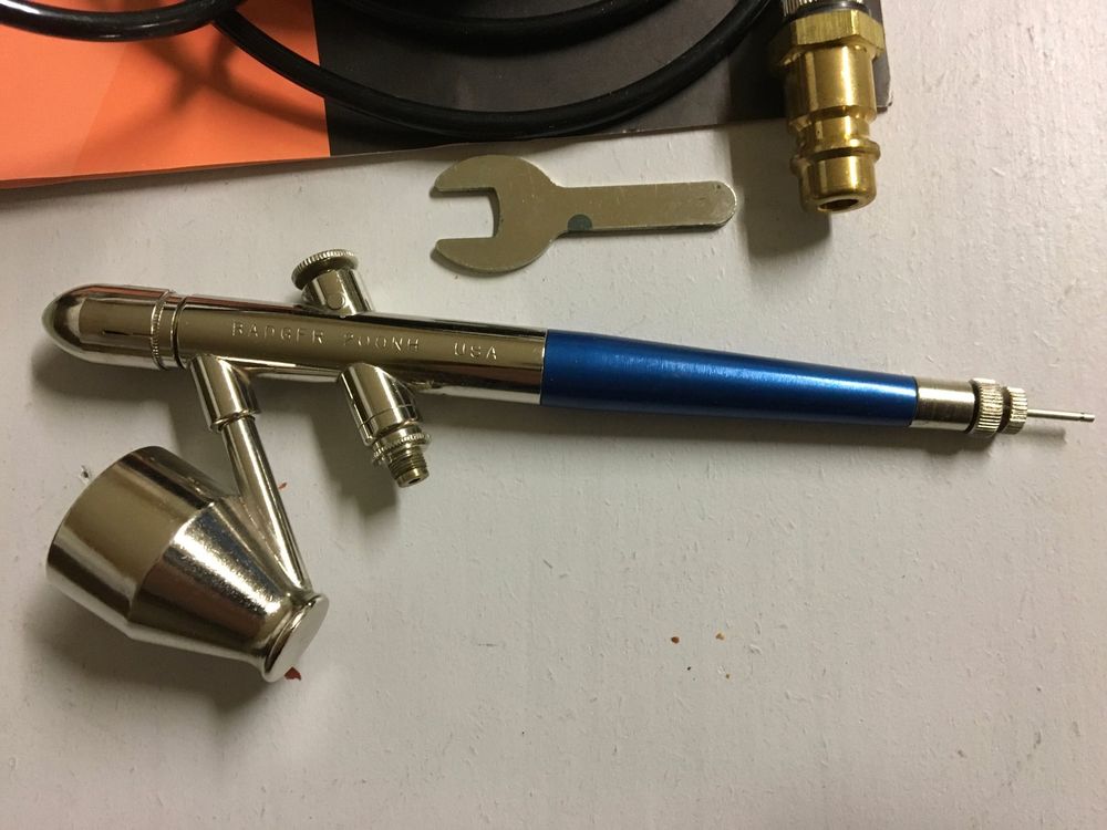 Airbrush Pistole Badger 200 NH (Gebraucht) in Berikon für CHF 25 – mit ...