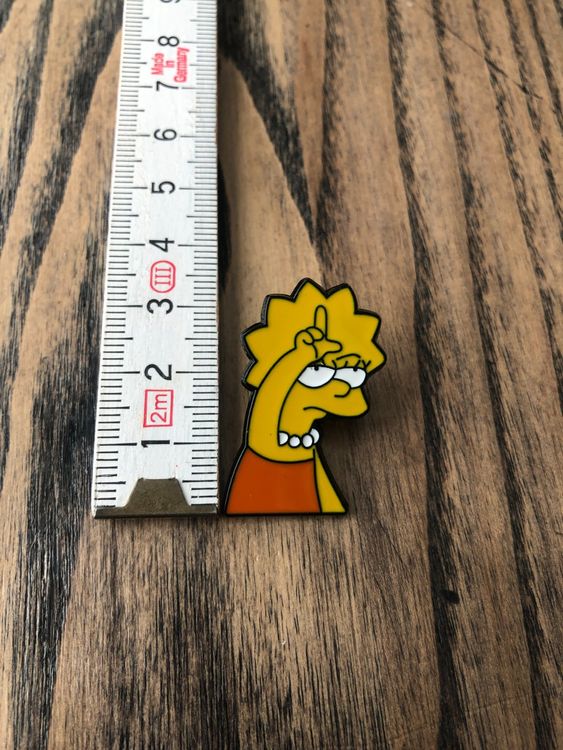 Pin Anstecker Brosche Lisa Simpson the Simpsons (Neu und originalverpackt) in Kloten für CHF 4.9 ...