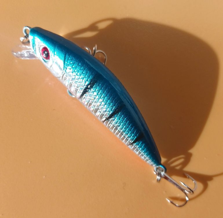 Neuer Schöner Wobbler 9 Cm, 7.5 Gramm mit Gräuschkugeln | Kaufen auf Ricardo