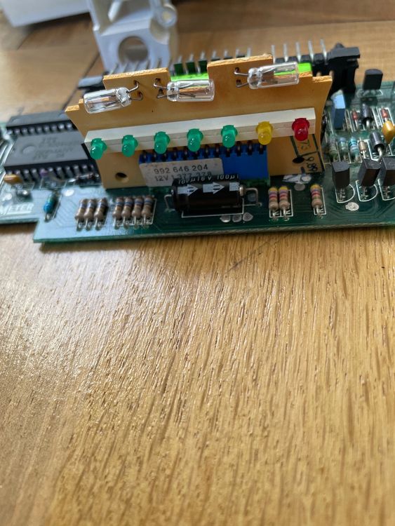 Compteur BMW E30 circuit imprimés (Gebraucht) in Genève für CHF 30 – mit Lieferung auf Ricardo ...