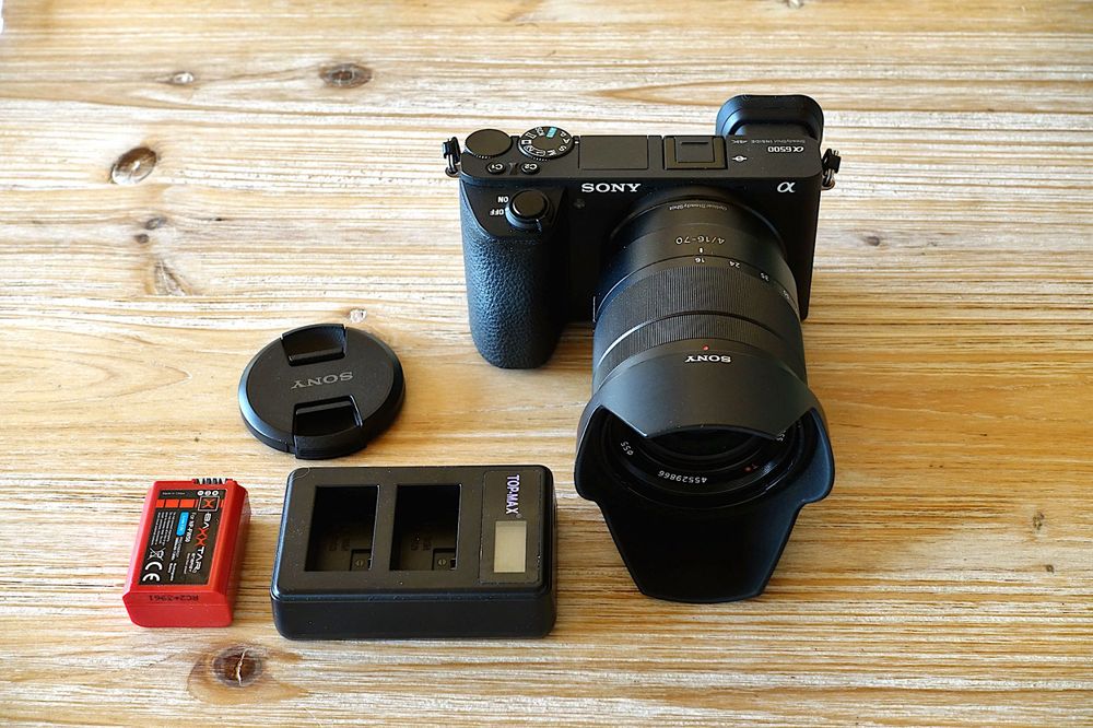 Sony Alpha 6500, inkl. SONY ZEISS E 16-70mm F/4.0 ZA OSS (Gebraucht) in Gelterfingen für CHF 920 ...