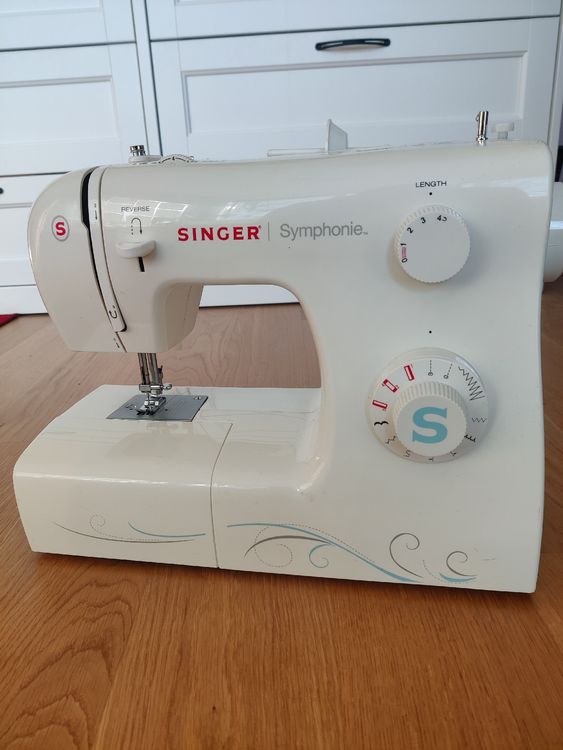 SINGER Symphonie Nähmaschine, gebraucht (Gebraucht) in Winterthur für ...