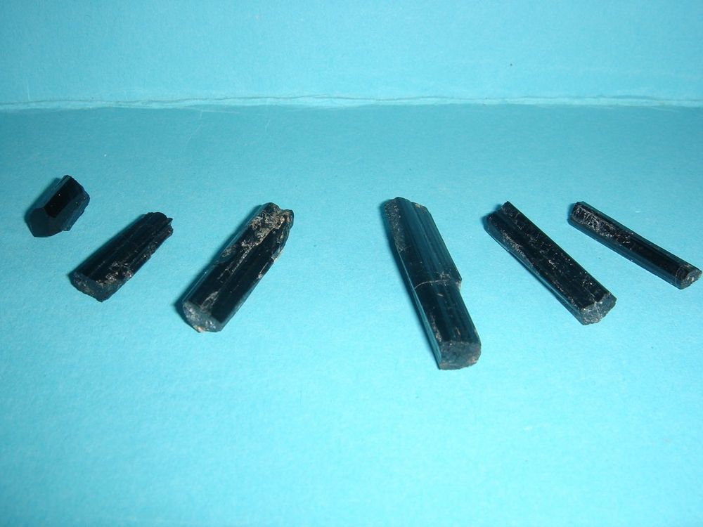 Turmaline 6Stk. mit schönem Glanz und Farbe Misox (Neu (gemäss ...