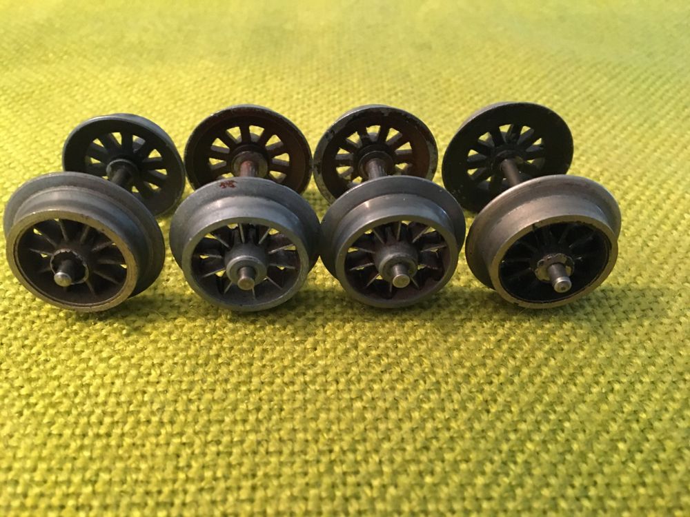 4 Paar alte Märklin Radsätze aus Guss für Wagons | Kaufen auf Ricardo