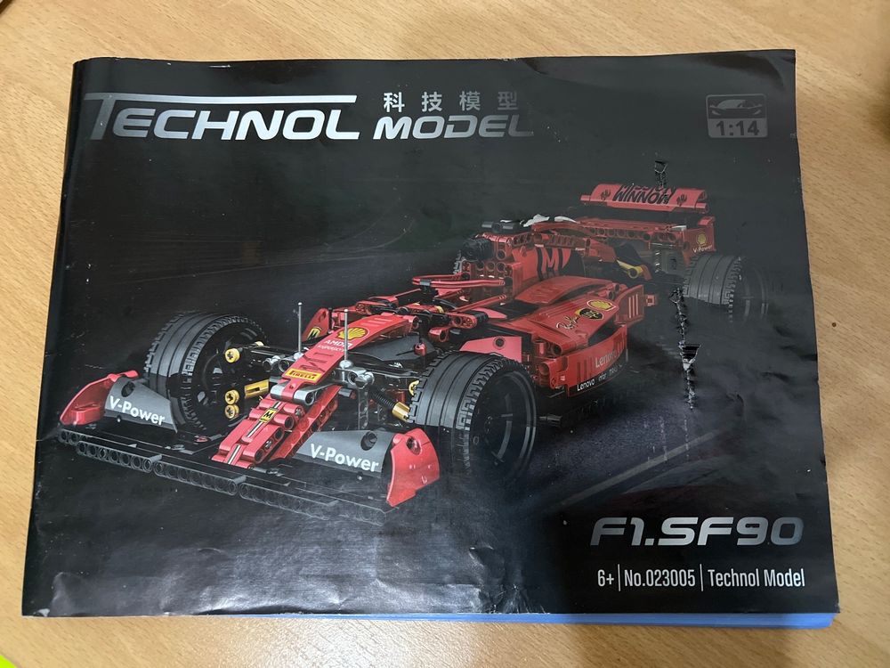 F1 SF90 Technol Model Klemmbausteine | Kaufen auf Ricardo