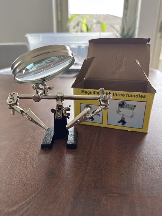 Löthilfe mit Lupe - Magnifier with Helping Hand (Neu (gemäss ...