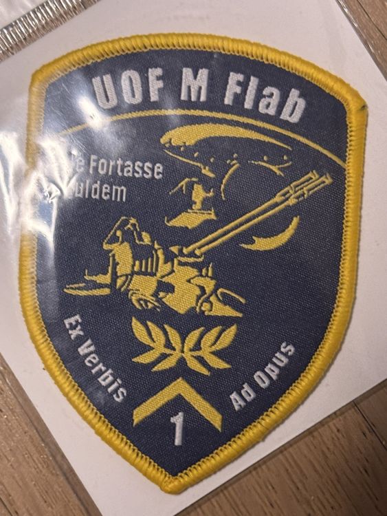 M-Flab UOF Badge Emmen NEU (Neu und originalverpackt) in Wallisellen ...