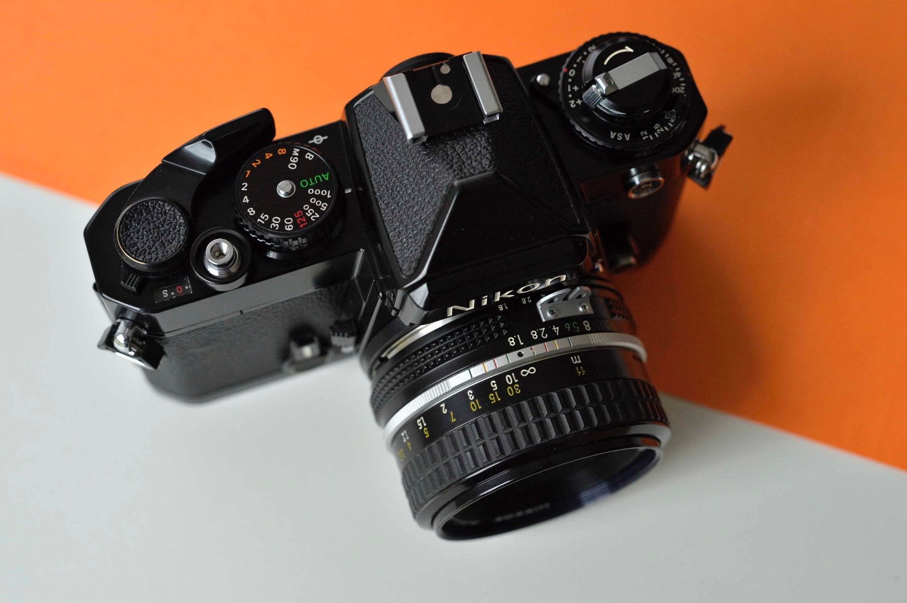 Nikon FE schwarz mit 50mm f1.8 AI - revidiert (Gebraucht) in ...
