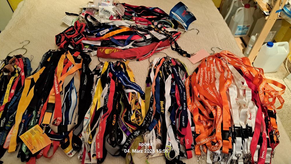 Grosse Sammlung Lanyards - Über 300 Stück! | Kaufen auf Ricardo