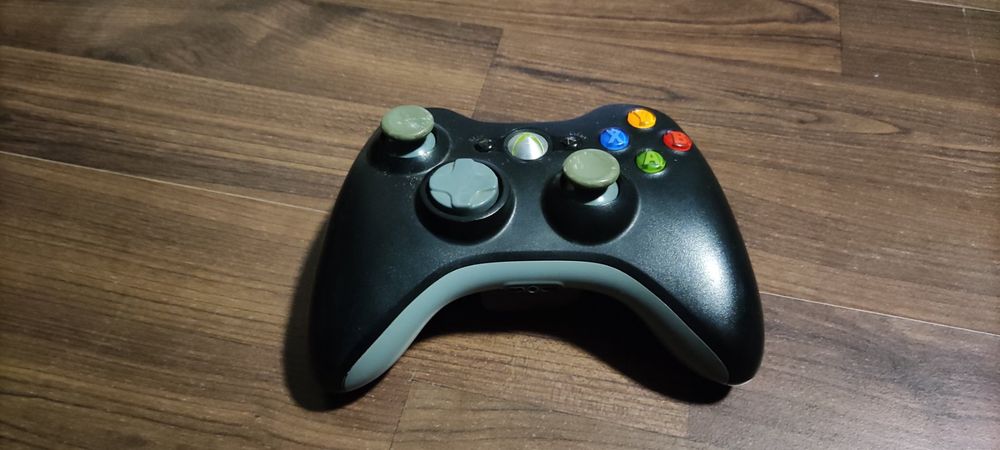 Original XBOX 360 Controller (Gebraucht) in Diessenhofen für CHF 8 ...