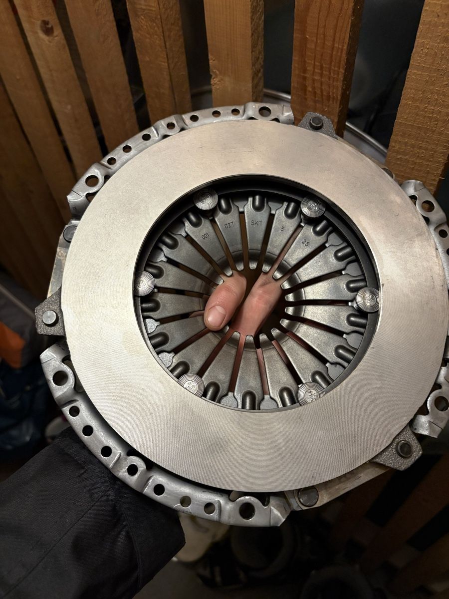 Komplett Kupplung Audi a4 b8 2.0 tdi SCHALTER !! (Neu (gemäss ...