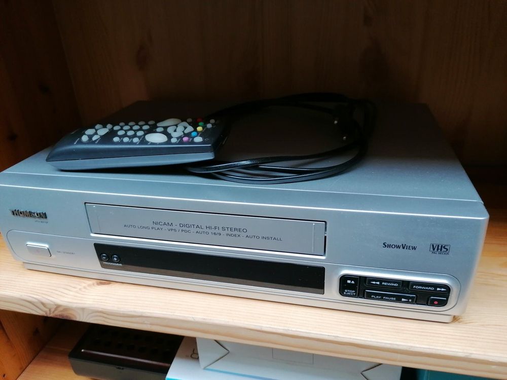 Videorecorder Thomson 6010F VHS (Gebraucht) in Chabrey für CHF 25 – mit ...