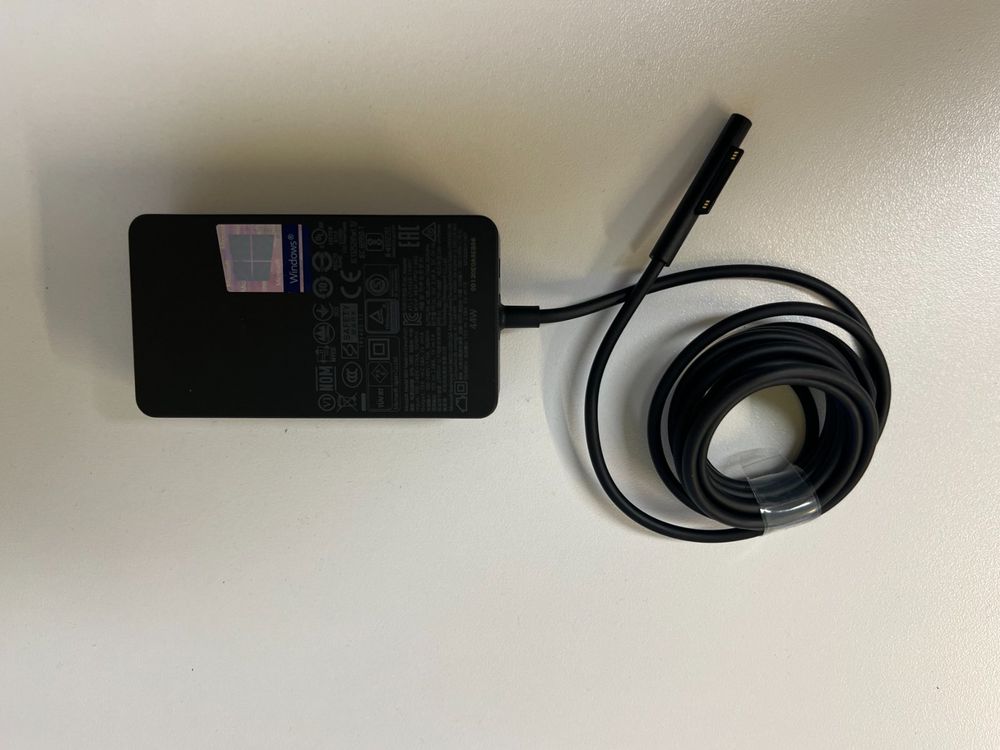 Original Surface Ladegerät 44W - Neu , Originalverpackt | Kaufen auf Ricardo