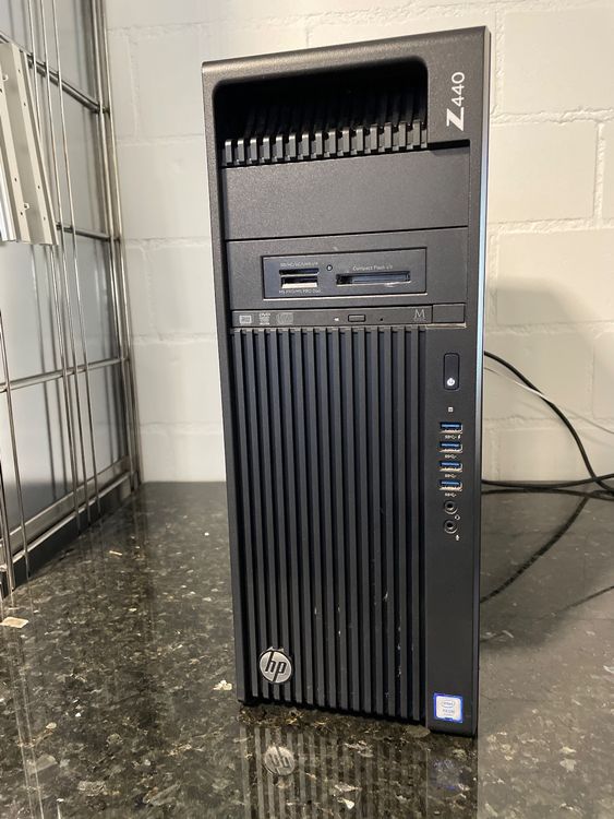 HP Z440 Workstation, Xeon CPU, 32 GB, 256SSD Z-Drive | Kaufen auf Ricardo