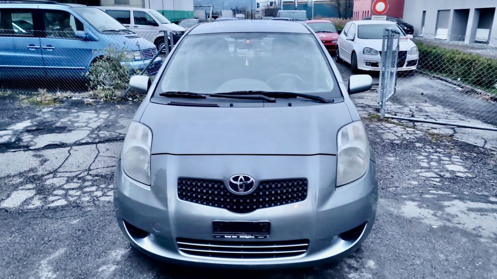 Toyota Yaris 1.3 (Gebraucht) in Rebstein für CHF 1800 – nur Abholung auf Ricardo kaufen
