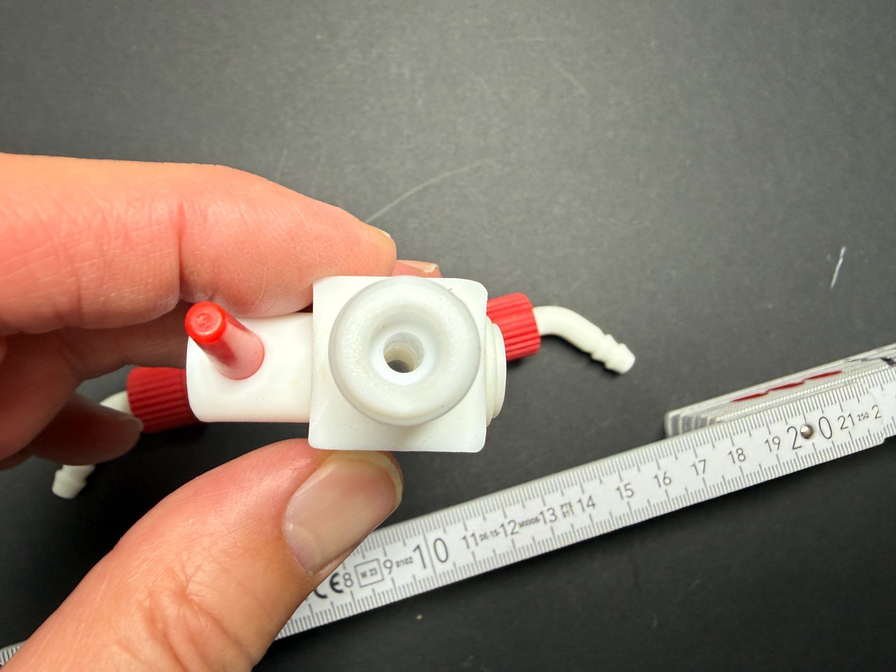 Zweiwegehahn aus Teflon (Neu (gemäss Beschreibung)) in Lützelflüh ...