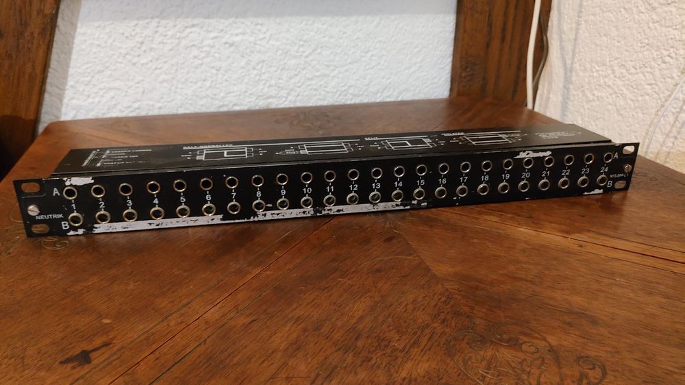 Neutrik Patchbay (Gebraucht) in Bürglen UR für CHF 1 – mit Lieferung ...