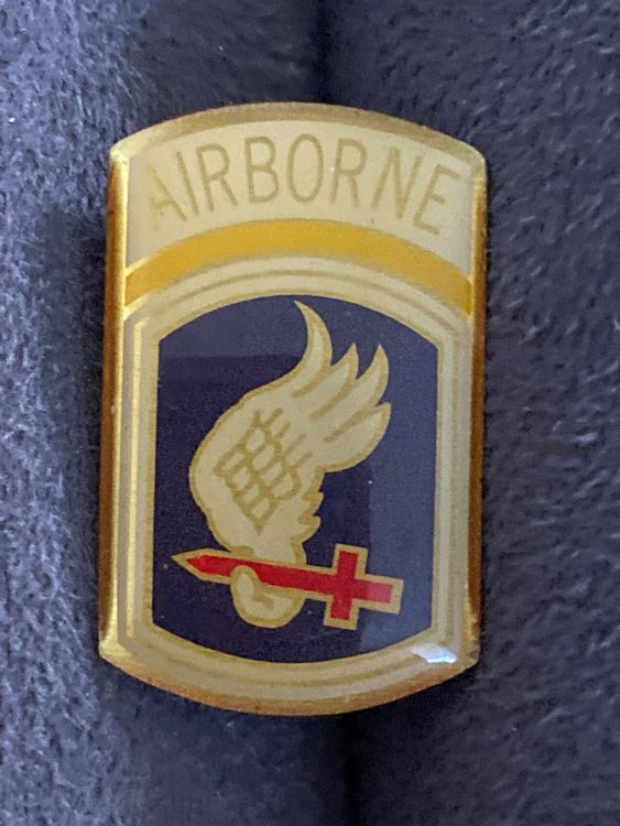 Pins militaire Airborne rare - parfait pour collectionneurs! (Gebraucht ...