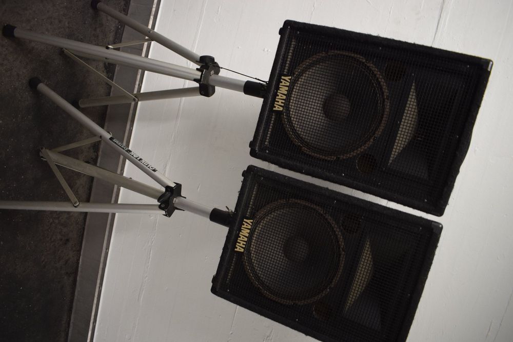Yamaha S12e PA Boxen, 2 Stück mit Ständer | Kaufen auf Ricardo