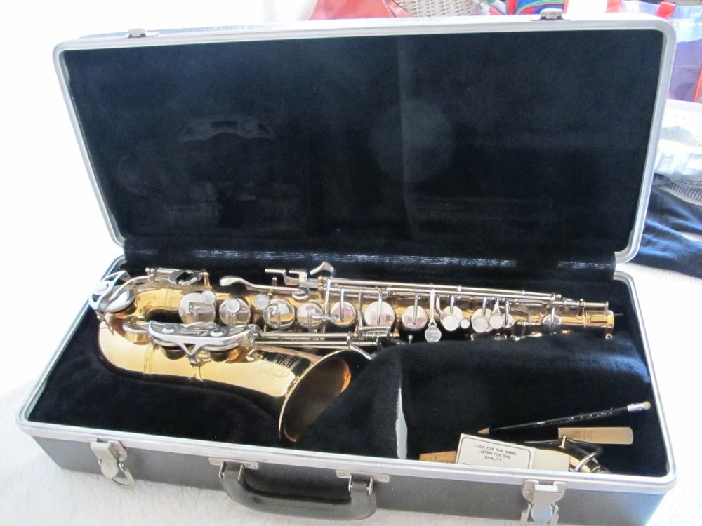 Saxophon Bundy The Selmer Company USA Mit Mundstück Koffer (Gebraucht ...