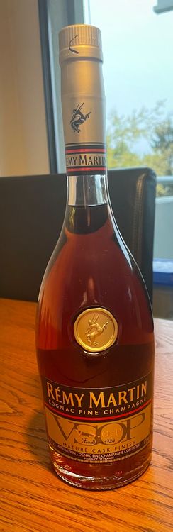 Rémy Martin Fine Champagne Cognac V.S.O.P. (Neu und originalverpackt) in Jona für CHF 36 – mit ...