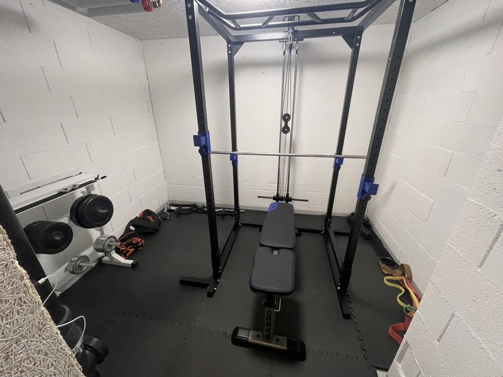 Cage de musculation (2m20), poulie, banc, poids (Gebraucht) in Châtel ...