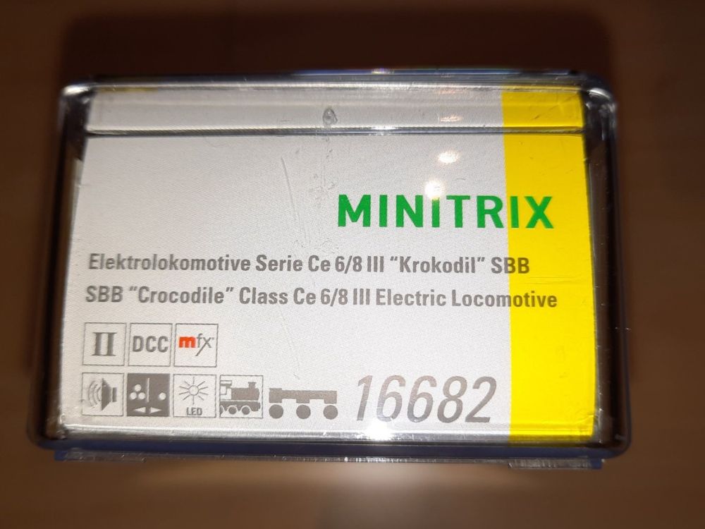 Minitrix 16682 Ce 6/8 III digitale DCC/mfx + Sound, neuve (Neu und ...