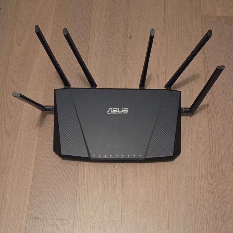 ASUS Wireless-AC3200 Tri-band Gigabit Router - top Zustand! (Gebraucht ...