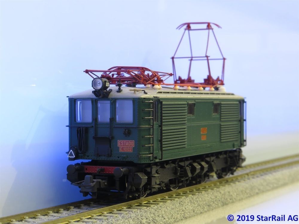 Roco 63811 RENFE E.1002 "Estado" (Neu (gemäss Beschreibung)) in ...