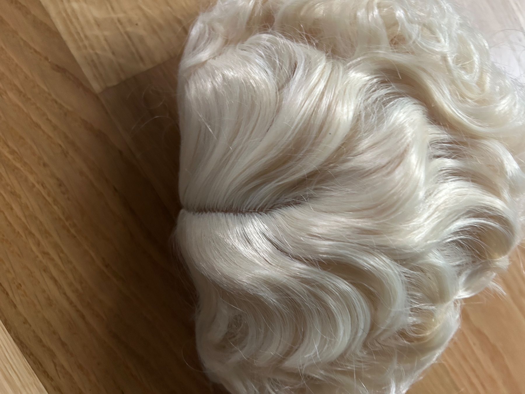 Hellblode Marilyn Monroe Perücke, Kurzahhaarperücke, gelockt (Neu und ...