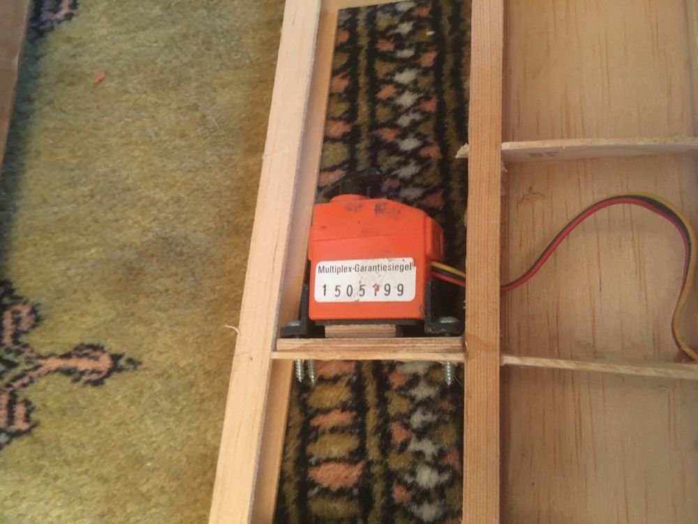 Graupner Mini NIMBUS (Defekt) in Hombrechtikon für CHF 186 – nur ...