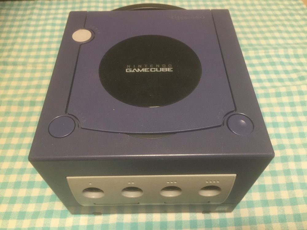 Nintendo Gamecube- Konsole DE 11299726 Jahrgang 2001 | Kaufen auf Ricardo