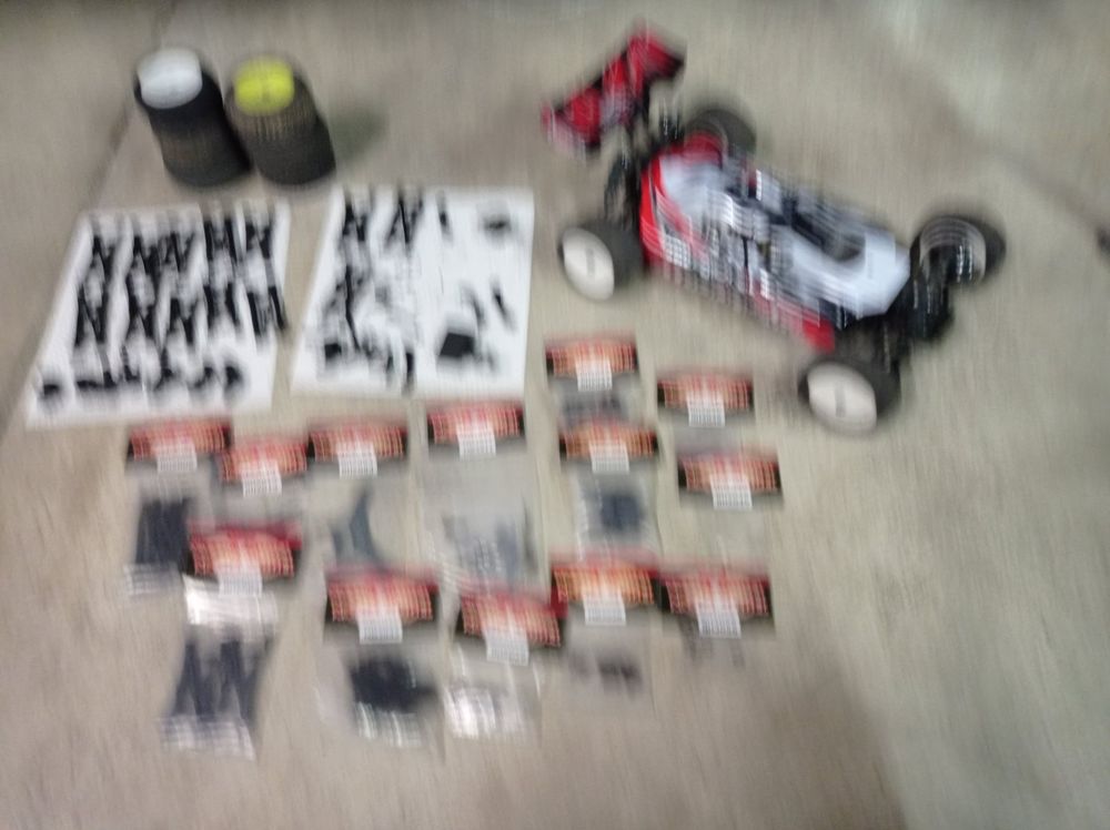 Buggy RC 1:10 + Lot of Parts (D'occasion) à Bex pour CHF 75 – avec ...
