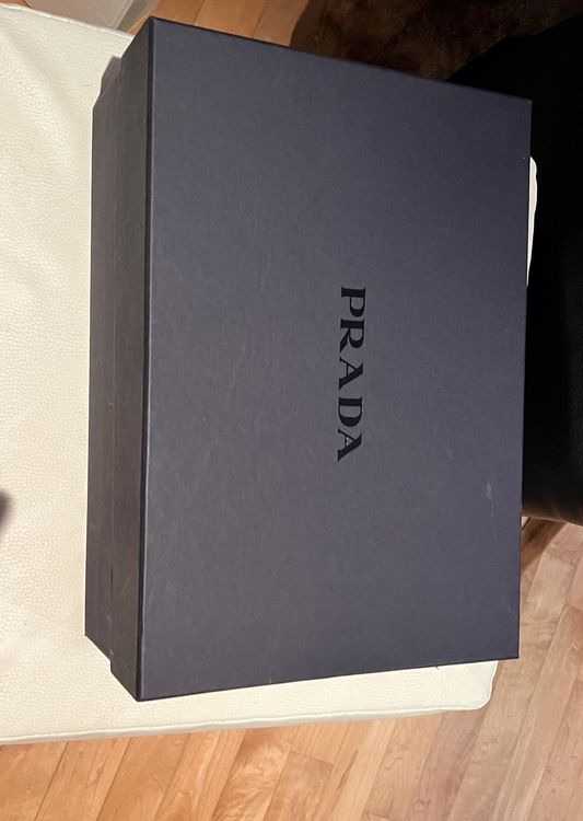 Prada Baskets neuves blanches + carton d'origine + facture (Neu und ...