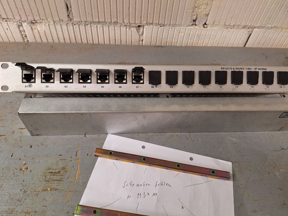 UKV Rack 19" Netzwerkschrank EDV, IT | Kaufen auf Ricardo