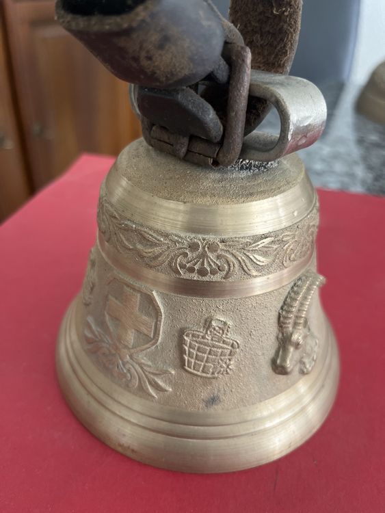 Petite cloche bronze (Gebraucht) in Crissier für CHF 45 – mit Lieferung auf Ricardo kaufen