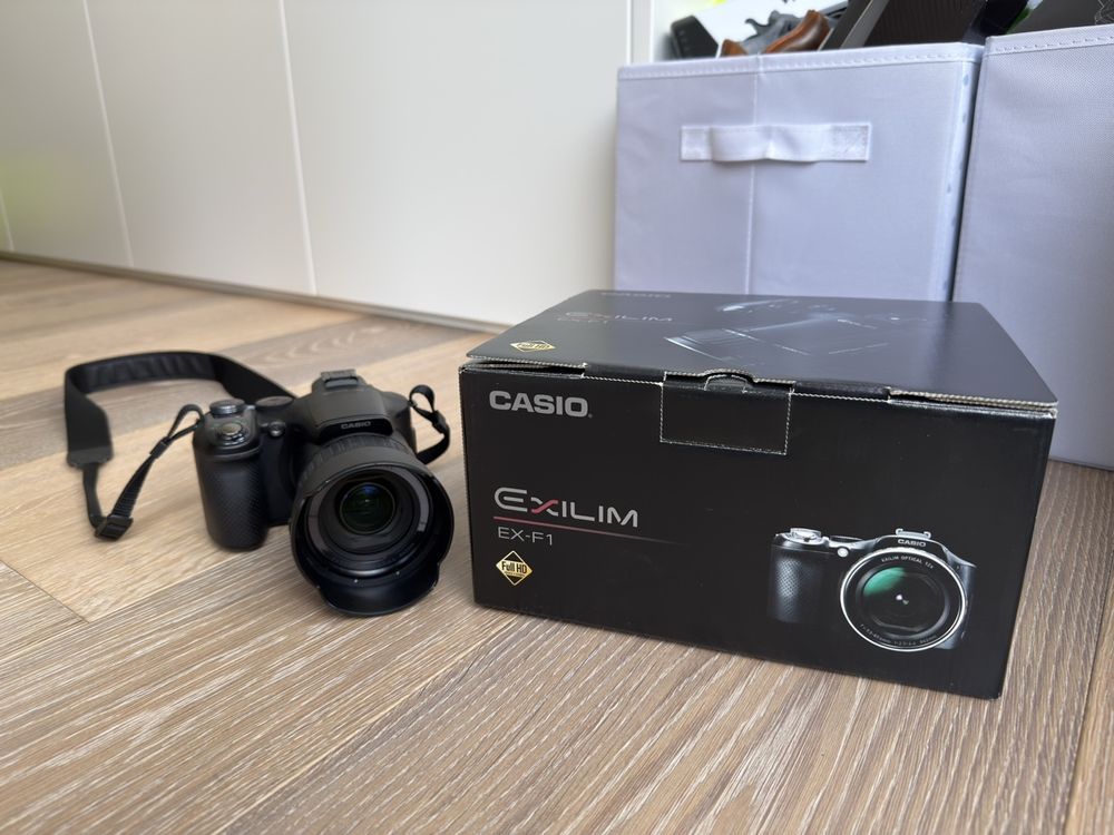 Casio Exilim EX-F1 Digitalkamera | Comprare su Ricardo