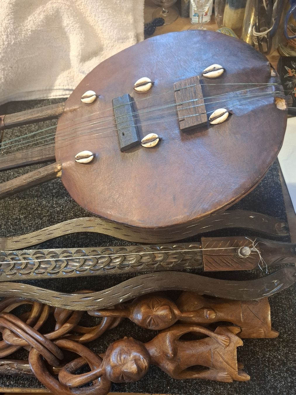 Gusla Kora Afrika musikal instrument + 2 andere deco (Gebraucht) in ...