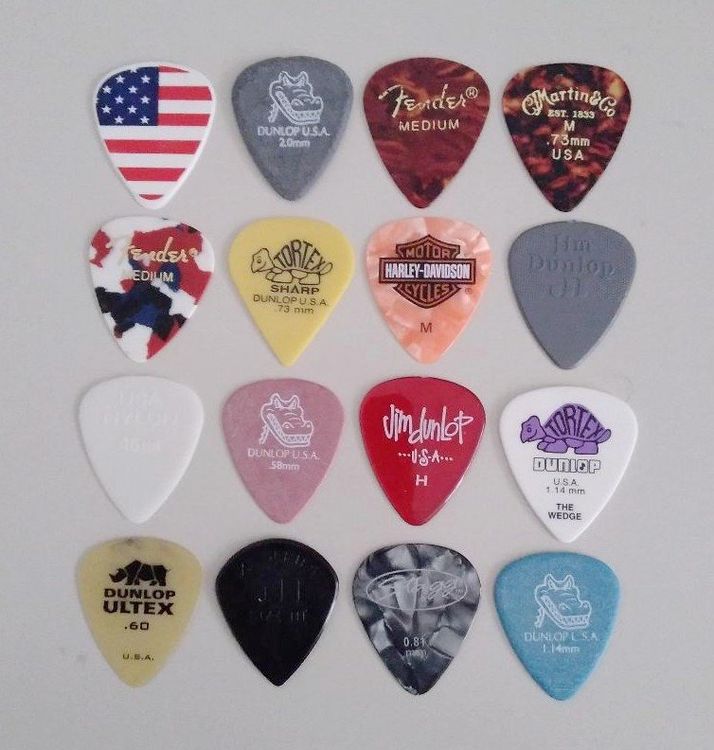 16 x Plektrum, Plektren, Picks (1) (Neu (gemäss Beschreibung)) in Basel ...