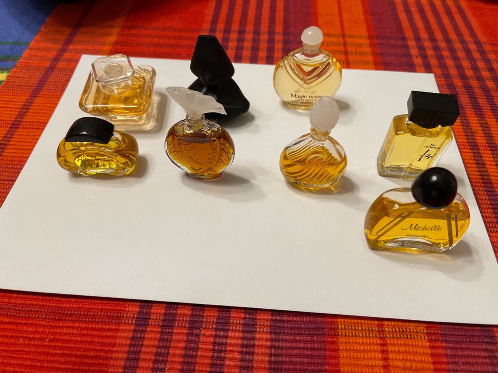 Verwunderlich Parfum Miniaturen Set Damen Bild