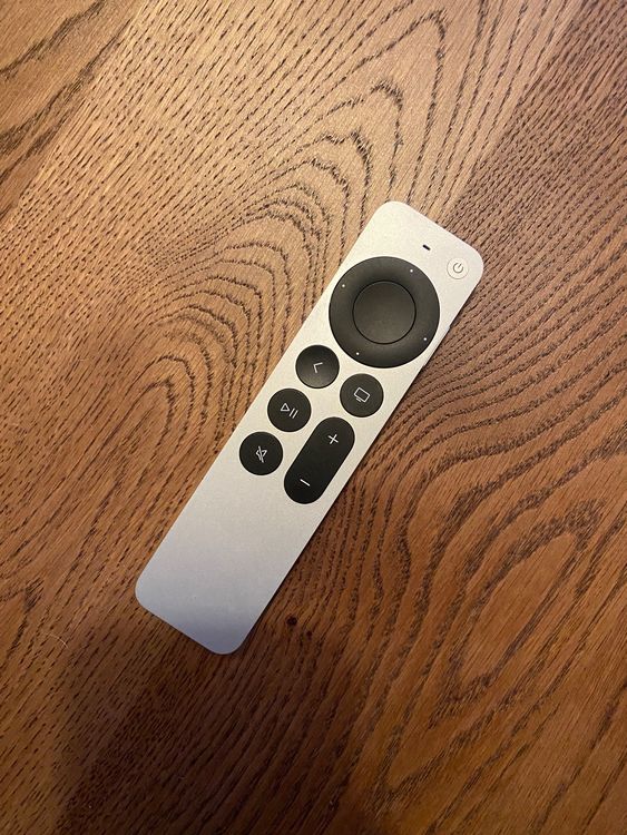 Apple TV Remote Siri Remote (2. Gen, mit USB-C, 2022) (Gebraucht) in ...