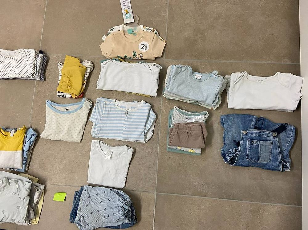 Kleiderpaket (62 Teile, 2.40 Fr/Stück) Gr. 68-92 für Junge (Gebraucht ...