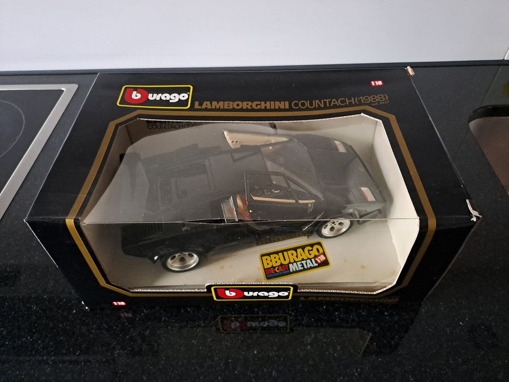 Bburago Lamborghini Countach 1/18 schwarz | Kaufen auf Ricardo
