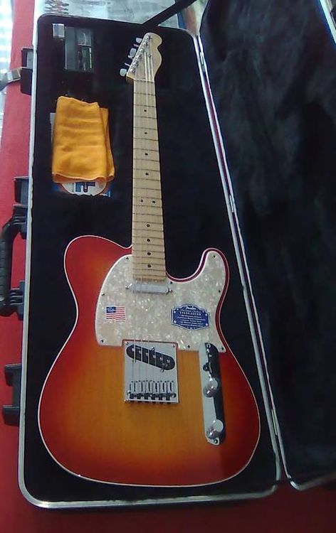 EL Fender Telecaster AM DLX (Gebraucht) in Bern für CHF 2000 – nur ...