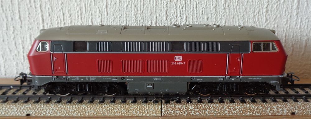 Märklin 3075, Diesellok BR 216 der DB, WS, H0, analog (Gebraucht) in Arbon für CHF 75 – mit ...