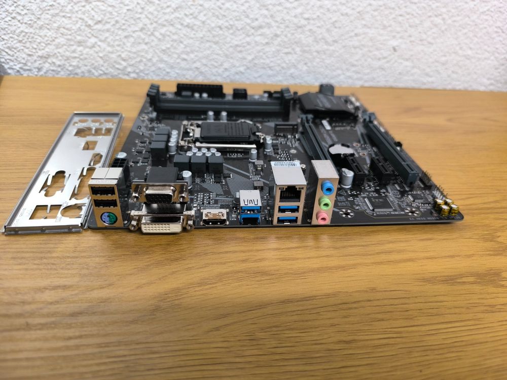 GIGABYTE B560M DS3H V3 für 10 und 11 Generation CPU (Gebraucht) in Wald ...