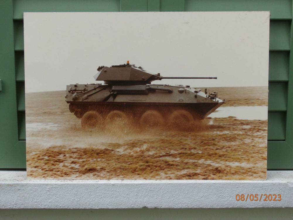 Bild wohl Mowag Piranha Panzer Radpanzer Schützenpanzer etc (Gebraucht ...