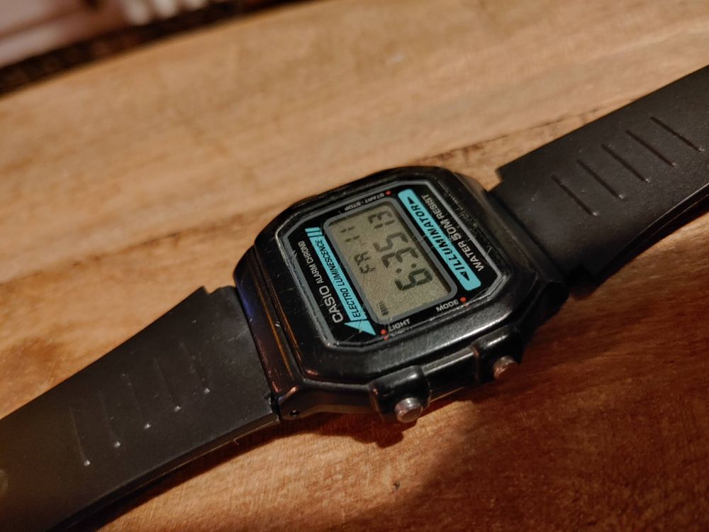 Casio Illuminator Vintage Digitaluhr | Kaufen auf Ricardo